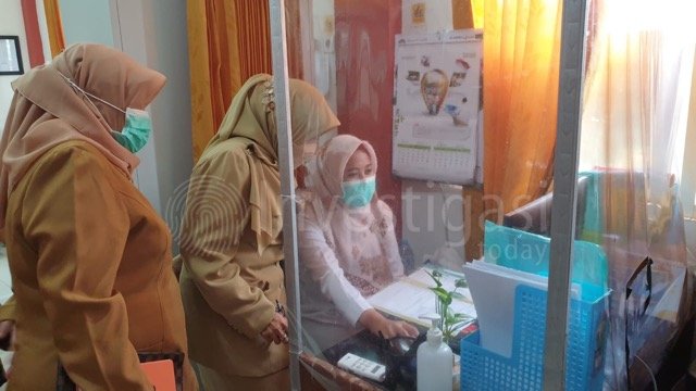 Pelayanan Lambat, Kadinkes Gresik Sidak Puskesmas Sembayat ... Pelayanan Lambat, Kadinkes Gresik Sidak Puskesmas Sembayat ...